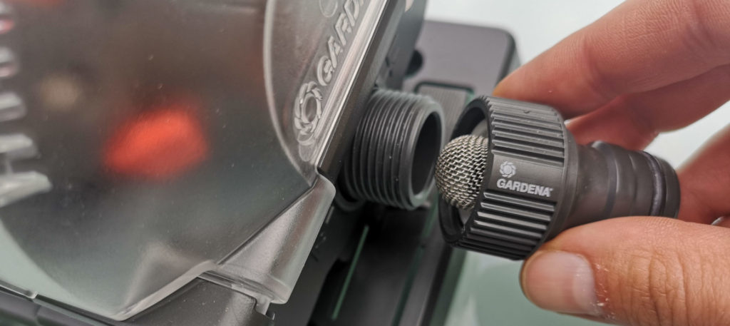 This is how the Gardena 6-way automatic water distributor works ...